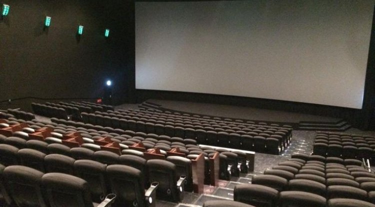 Arsitektur Bioskop: Menggabungkan Teknologi dan Estetika dalam Desain ...